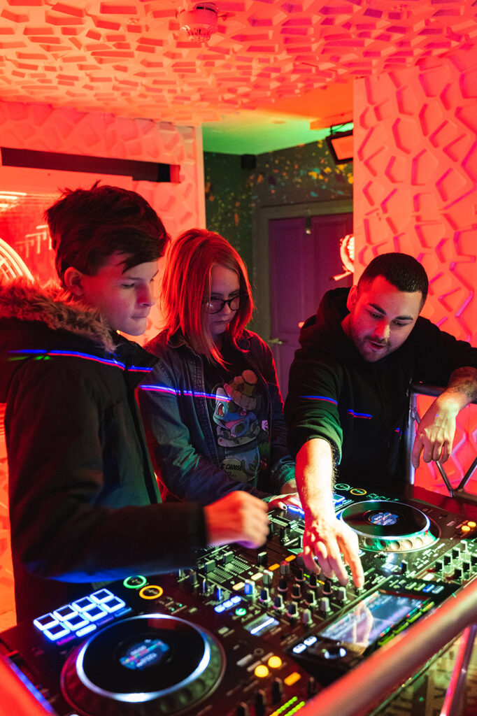 In school provisions | DJ, Music Production & Beatboxing in school